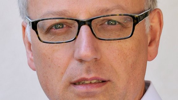 Vertrieb: mb AEC Software GmbH